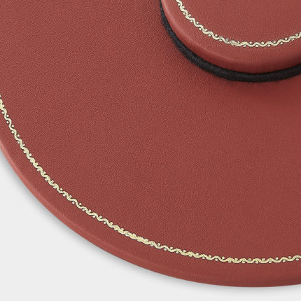 PLAN DE TABLE ROND ROUGE FONCÉ - Benneton Graveur